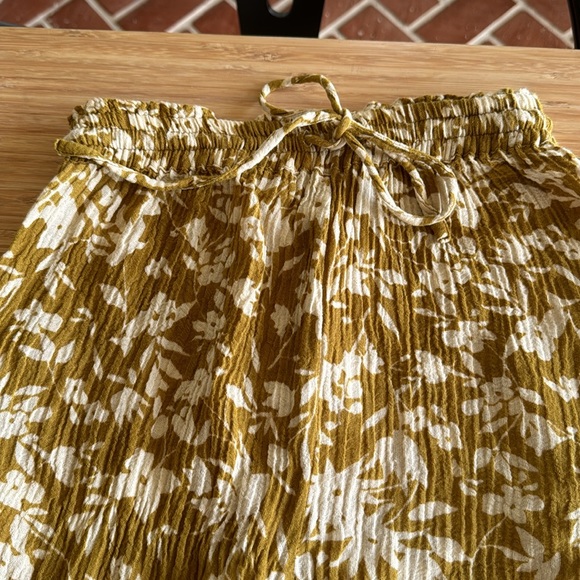 Gillia | Pants & Jumpsuits | Gillia Pants Bandeau In Ginger Floral ...